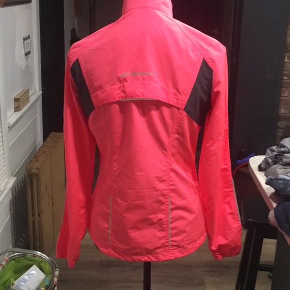Brooks | Jackets & Coats | Brooks Pink Reflector Windbreaker | Poshmark